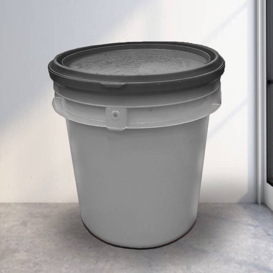 Premium Grease Bucket with Inner Lock Cap 10kg